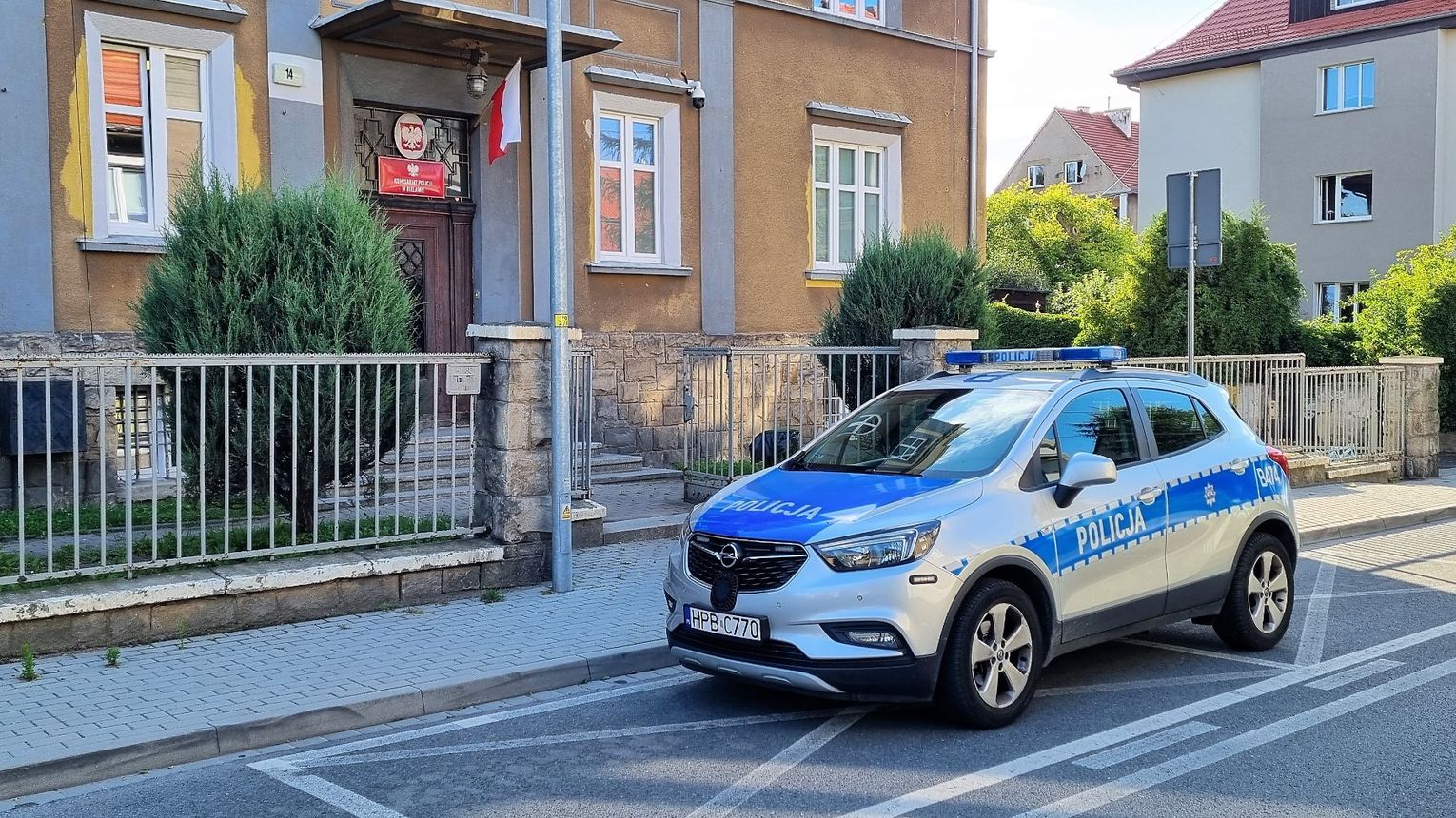 Gmina Bielawa przekaże 50.000 zł na zakup radiowozu dla bielawskiej Policji Gmina Bielawa przekaże 50.000 zł na zakup radiowozu dla bielawskiej Policji