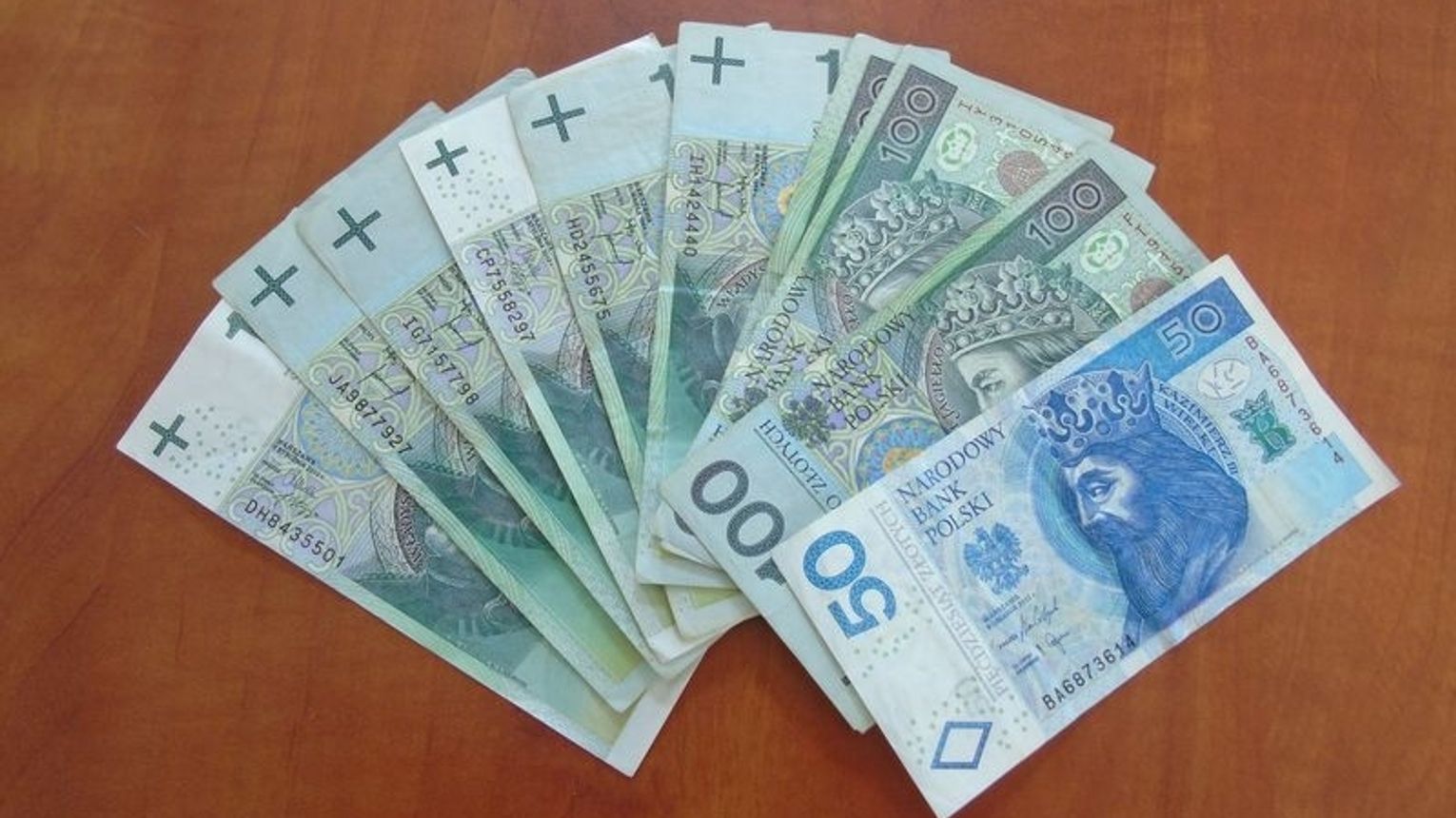 OSZUŚCI W RĘKACH POLICJI OSZUŚCI W RĘKACH POLICJI